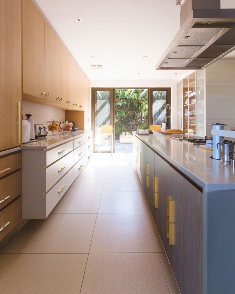 Fluting and Reeding Details on Counters and Vanities – Deco N Deco